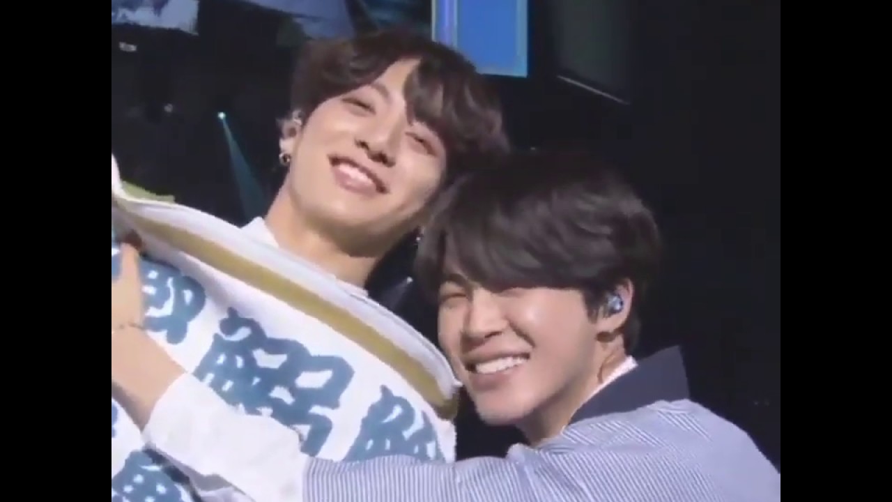 Jimin drinking from Jungkook tea cup - YouTube