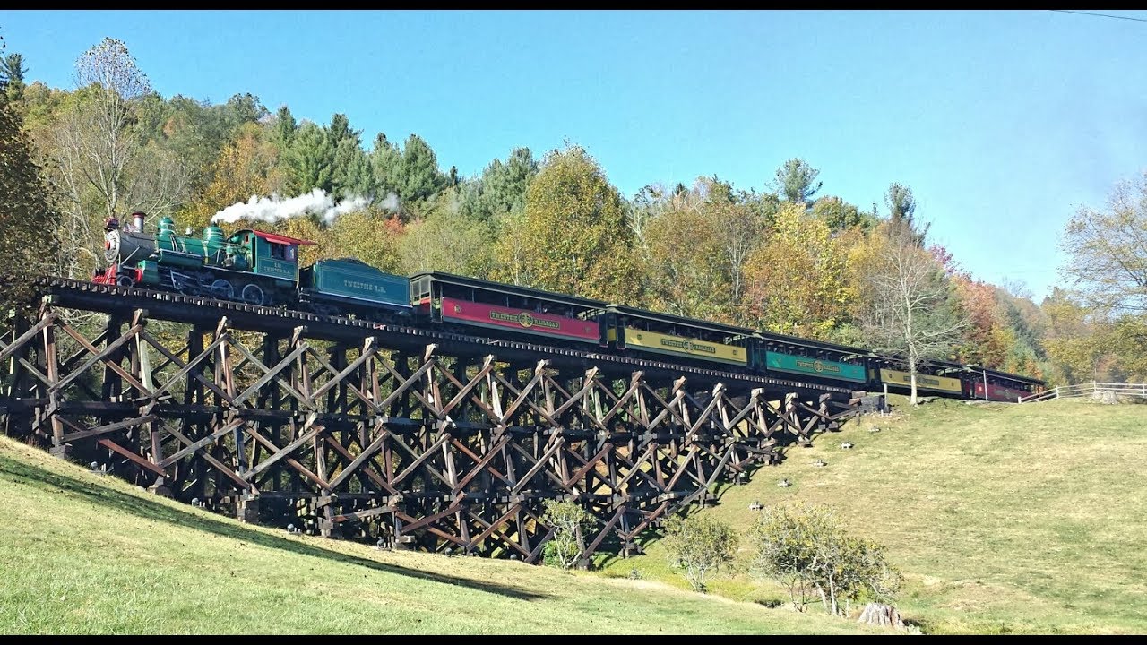 The Tweetsie Train With Steam Locomotive 12 At Boone NC On The Tweetsie ...