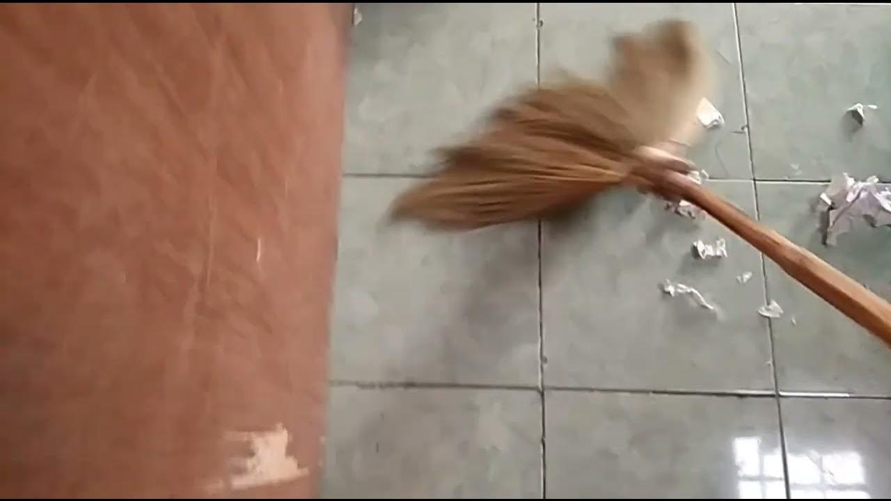 Teks Prosedur Cara Menyapu Lantai Dengan Bersih Dan Benar - YouTube