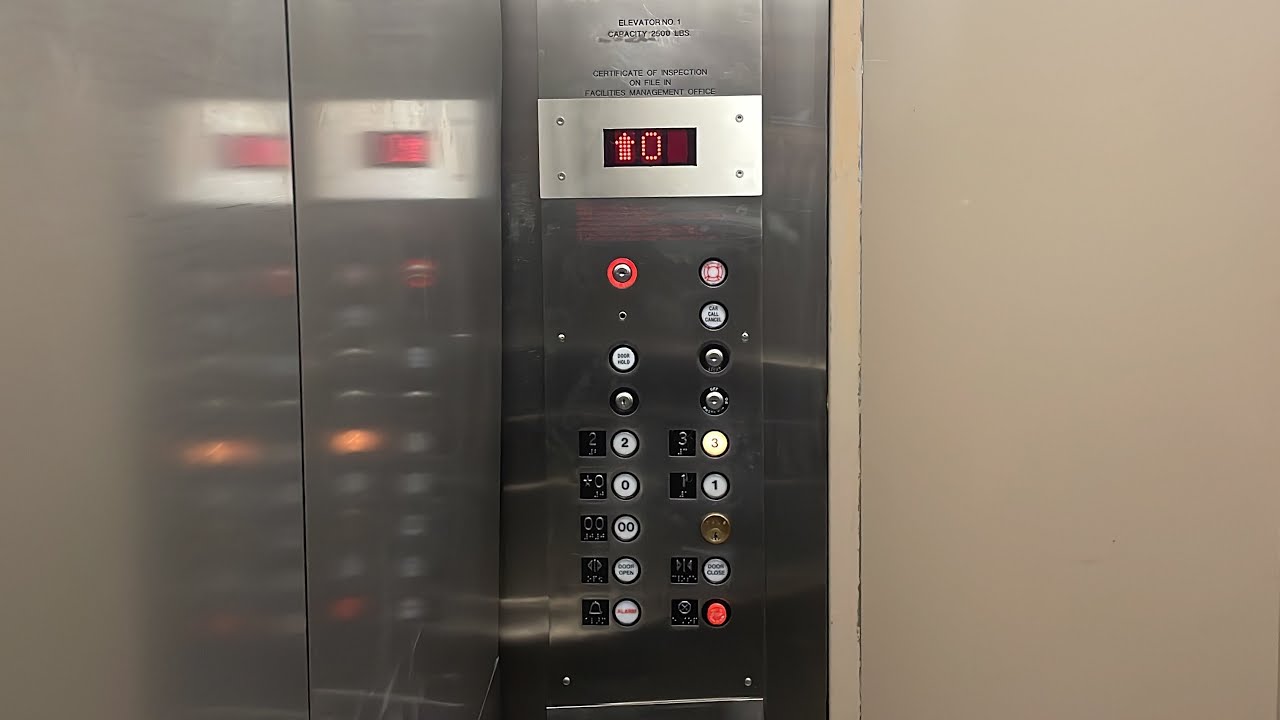 Old Otis Traction Elevator @ CU Ekeley Sciences Building - Boulder, CO ...