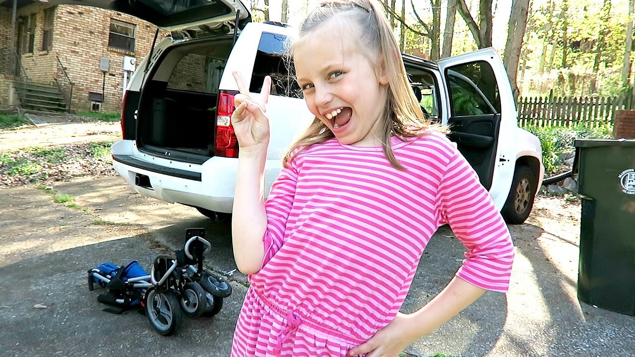 SASSY CAR CLEANING! - YouTube