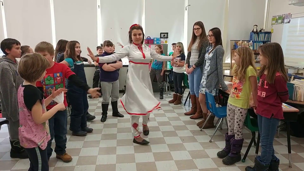 Traditional Tajik Dance - YouTube