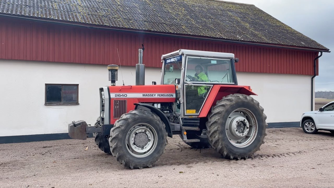 Köp Traktor Massey Ferguson 2640 4WD på Klaravik - YouTube