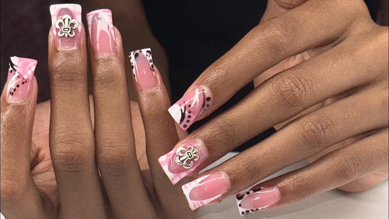 SHORT DUCKIES ON MY 11 YR OLD| FRENCH TIPS| AIRBRUSH| FULL SET - YouTube