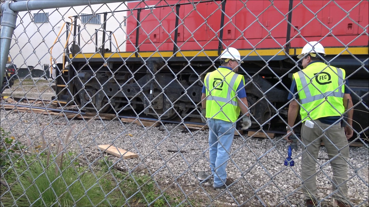 [4K] The Derailment of The Last Fec Circus Train with FEC 714 on the ...