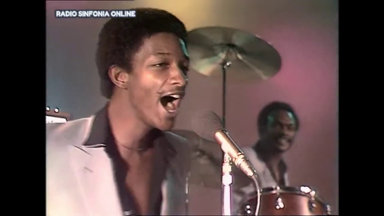Kool & The Gang - Celebration (Single Version) (1980) - YouTube