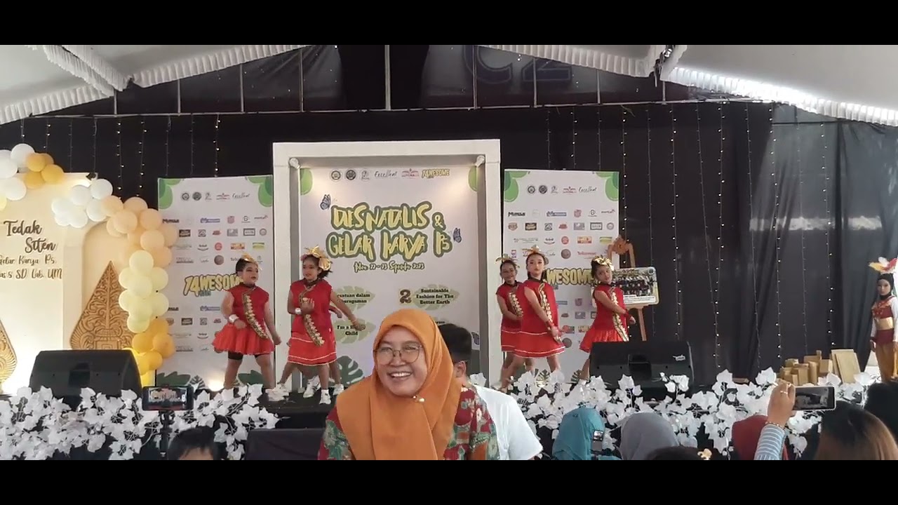 DN 14wesome SD Lab UM Blitar 3A - YouTube