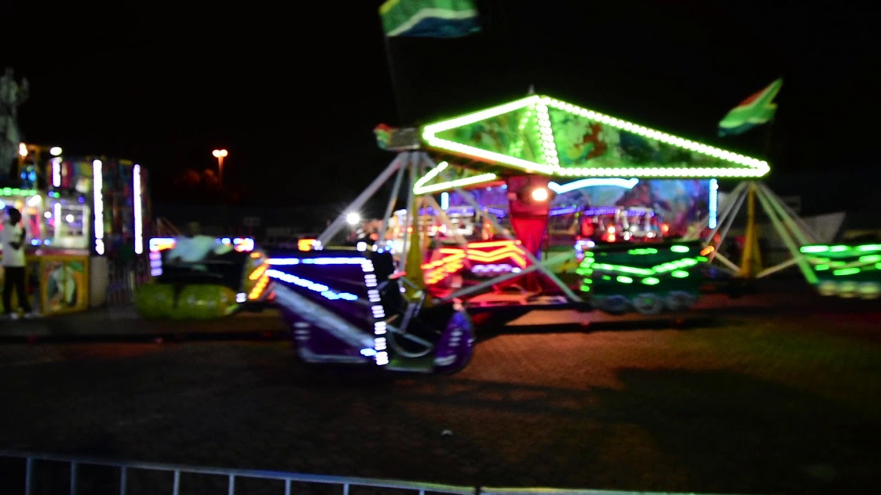 Chettys fun fair - Scrambler - YouTube