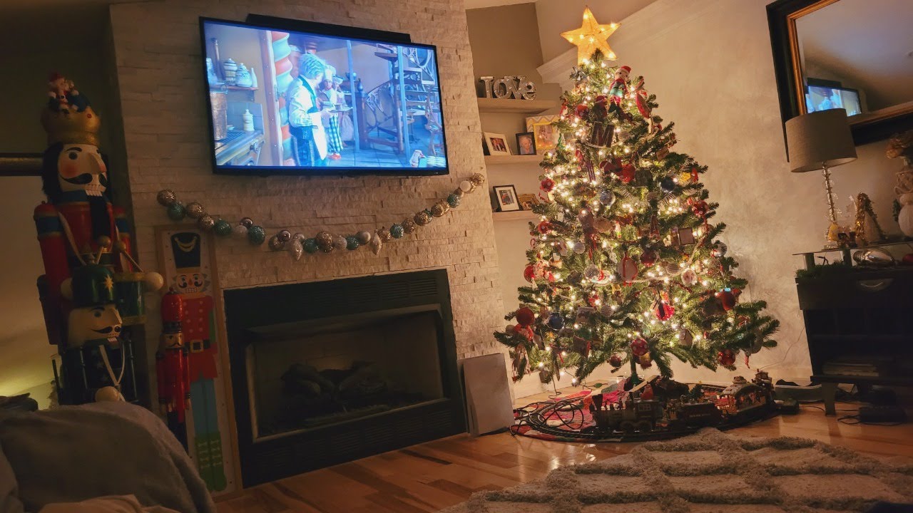 ️🎄THURSDAY CHAT n' CHILL with Janel & Melissa & maybe a mystery guest ...