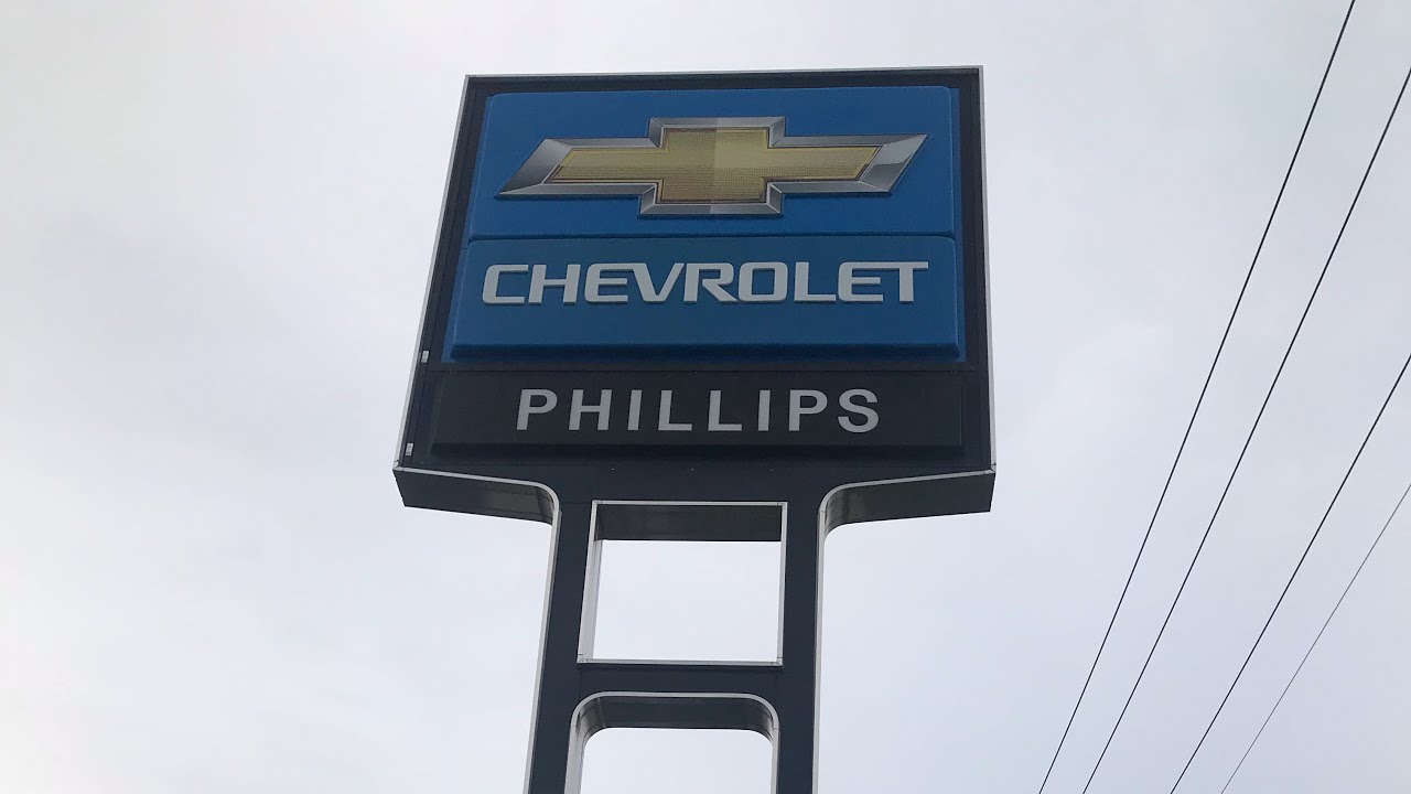 A local car show at Philips Chevy! - YouTube