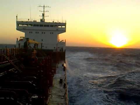 DALGALI DENİZ DE SEYİR