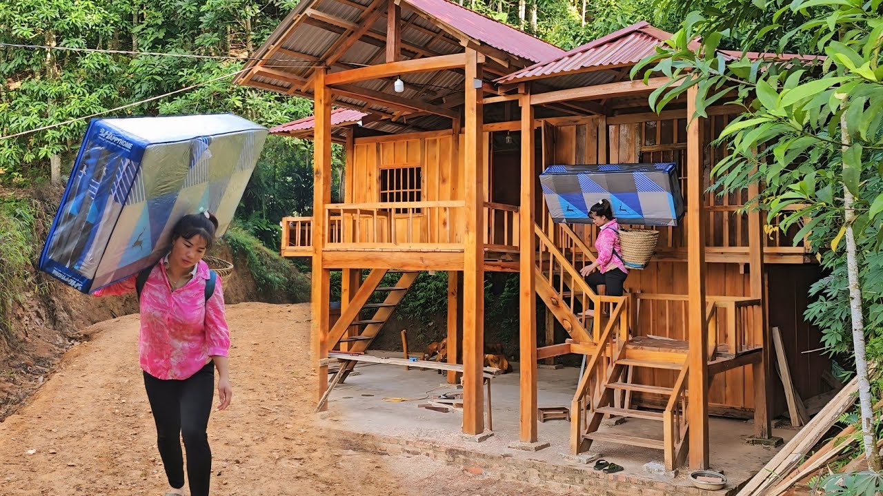 How to build a wooden house - Buy mattresses, curtains to spread on new ...