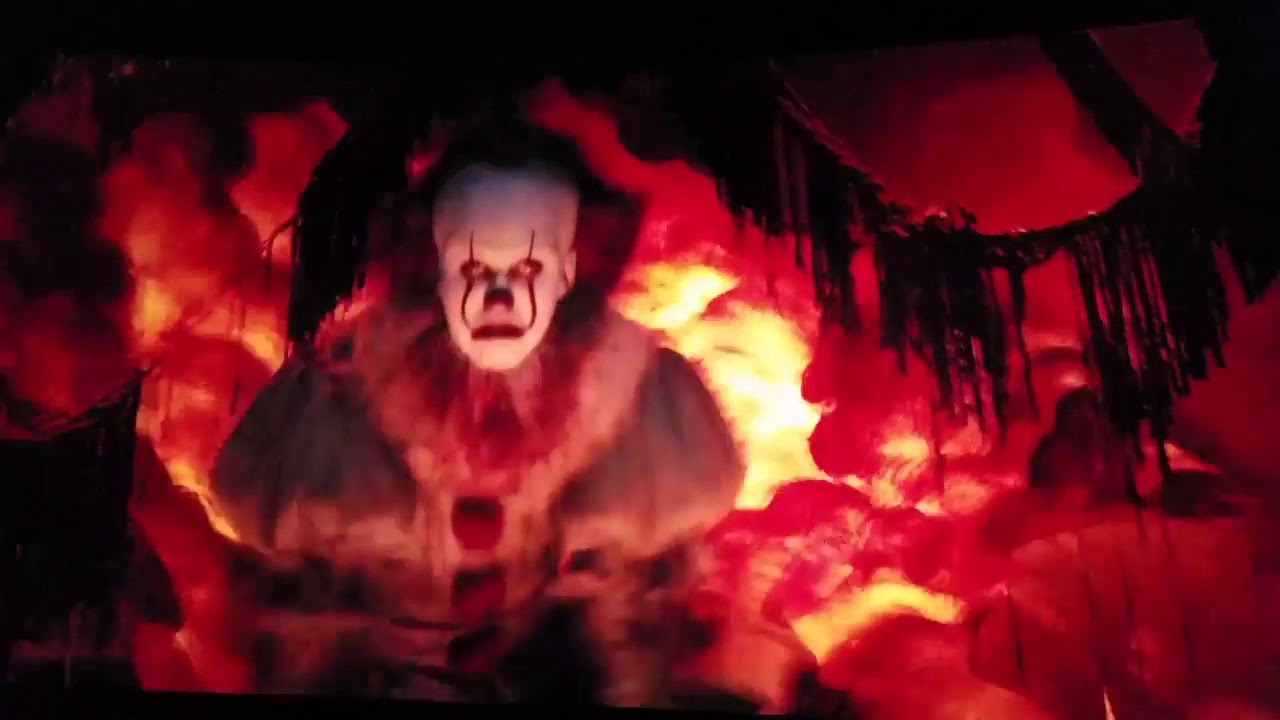 IT dancing to songs - YouTube