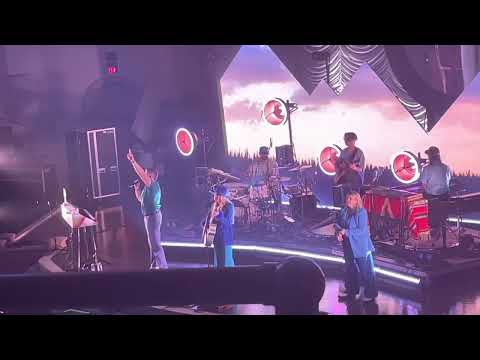 Cain singing The Commission - YouTube