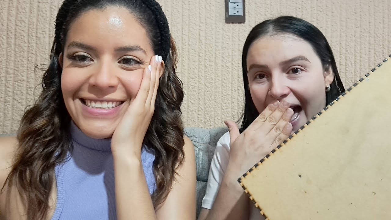 LLEGÓ PAQUETE .. SERÁ DE MON Y MAU MIKI MAUS - YouTube