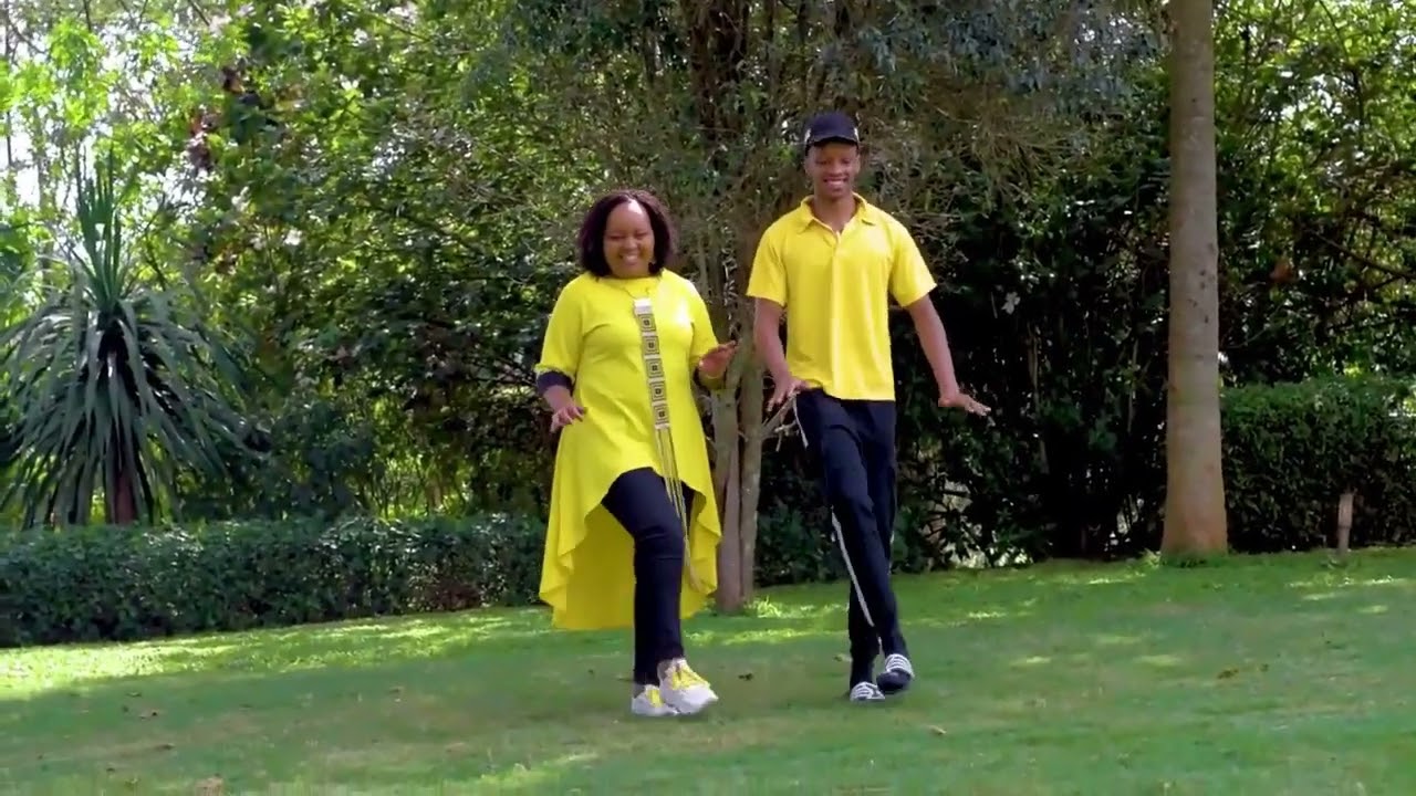 Ann Waiguru and son dance. - YouTube