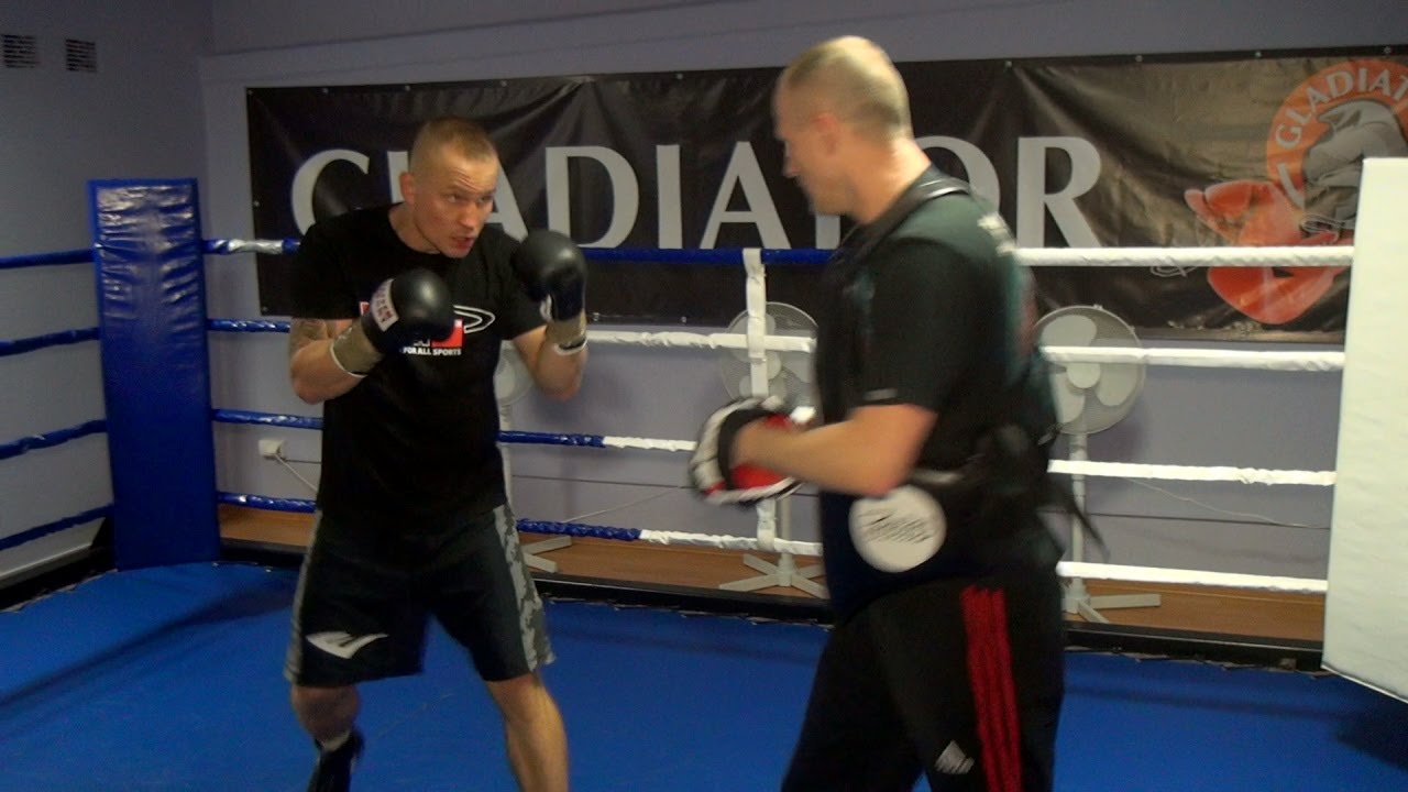Pawel Glazewski getting ready for Jurgen Braehmer - YouTube