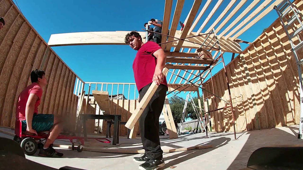 how to lift a 30ft 2400lb laminated Big beam - YouTube