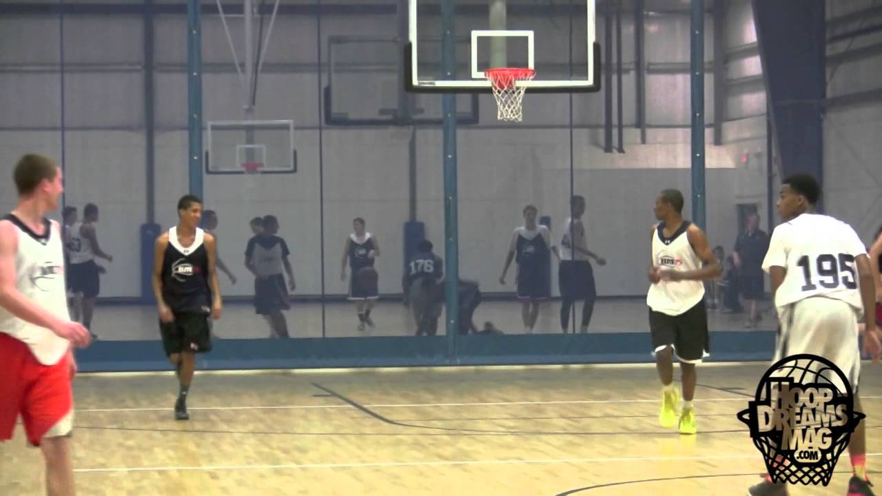 Unique McLean With The Poster Of The Year - YouTube