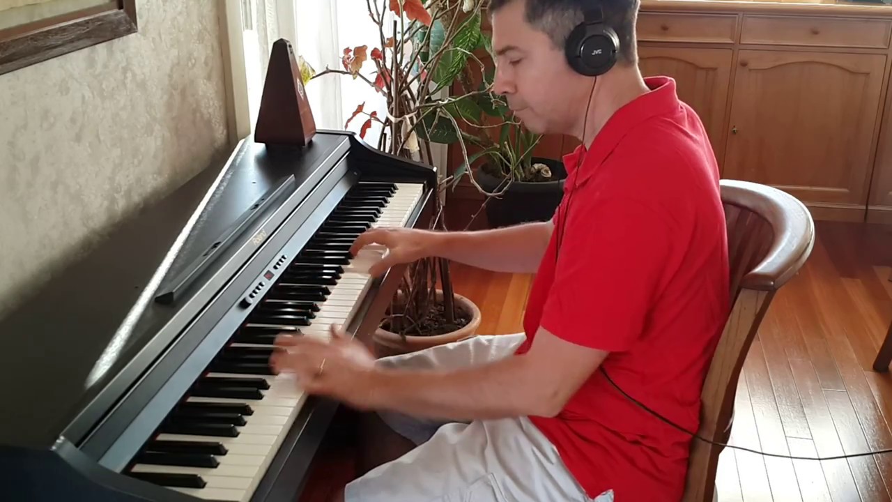 My favorite things - piano from The Sound Of Music - YouTube