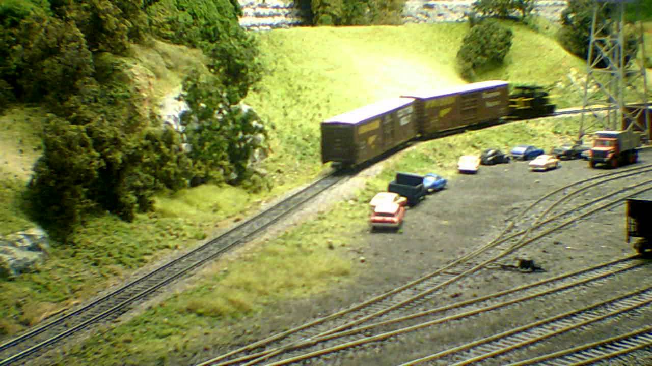 (HD)Springfield Illinois Model Railroad Club (HO freight Train) - YouTube