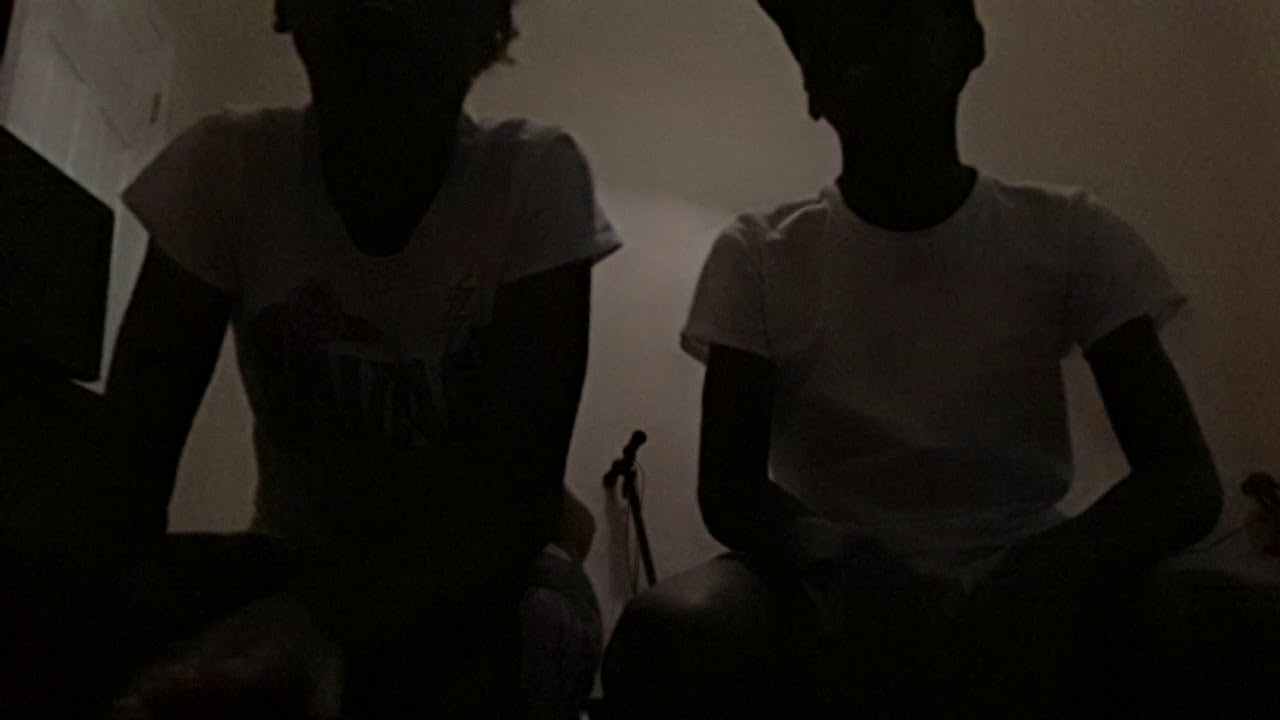 Tik tok hand challenge - YouTube