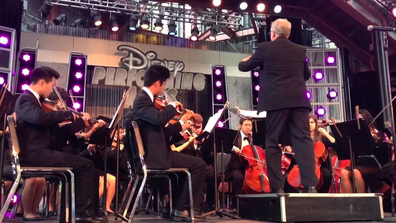FVHS String Orchestra - Baroque Fugue - YouTube