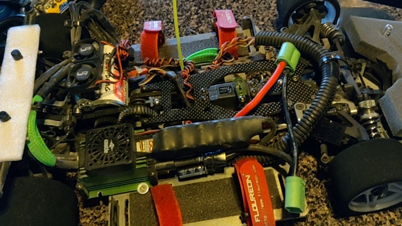 Serpent 977e with 3200kv Hades Saiko motor - YouTube