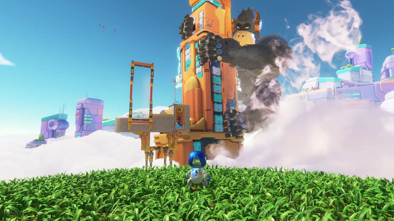 Astro Bot Gets Chased by Mighty Chewy the Gorilla - YouTube