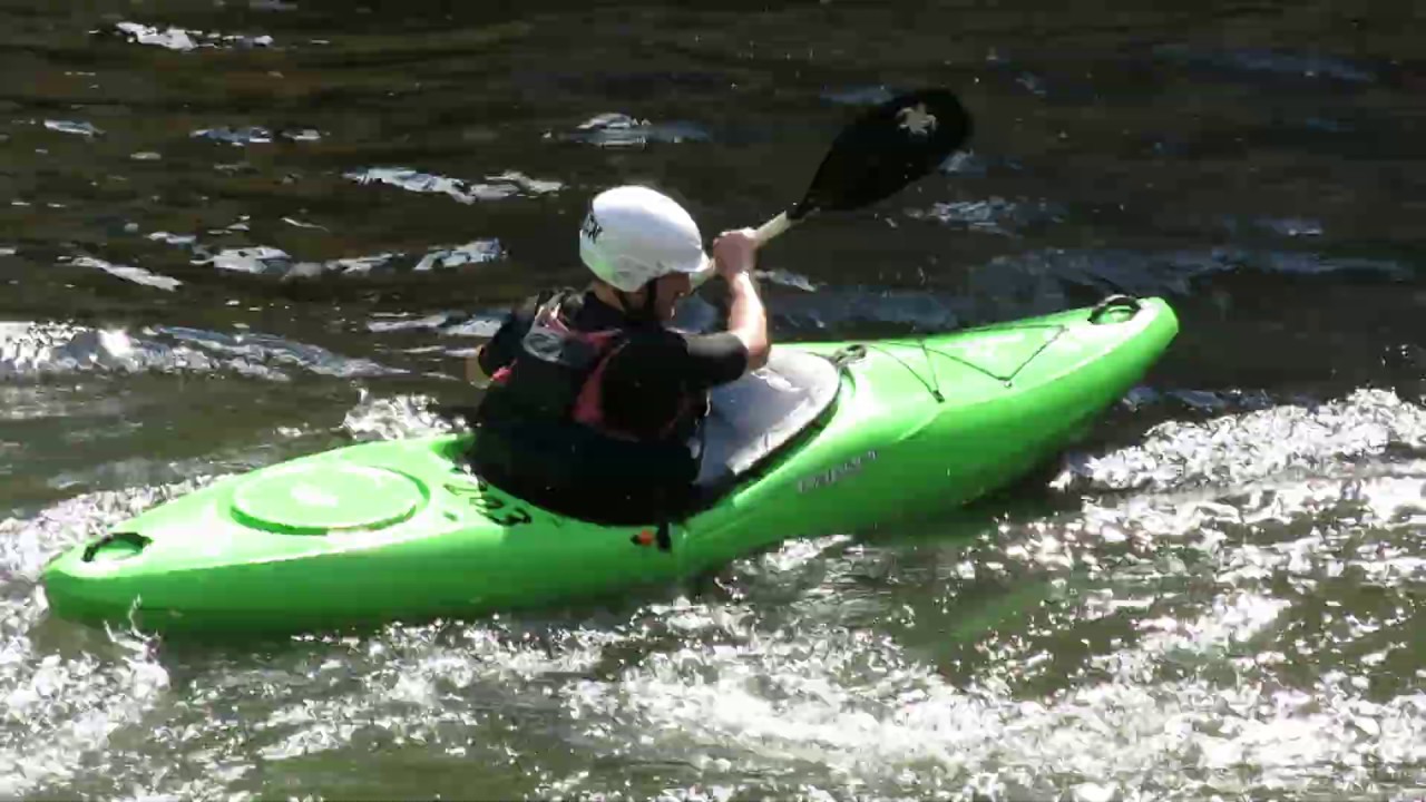 Canoë-Kayak dans la Petite France - YouTube