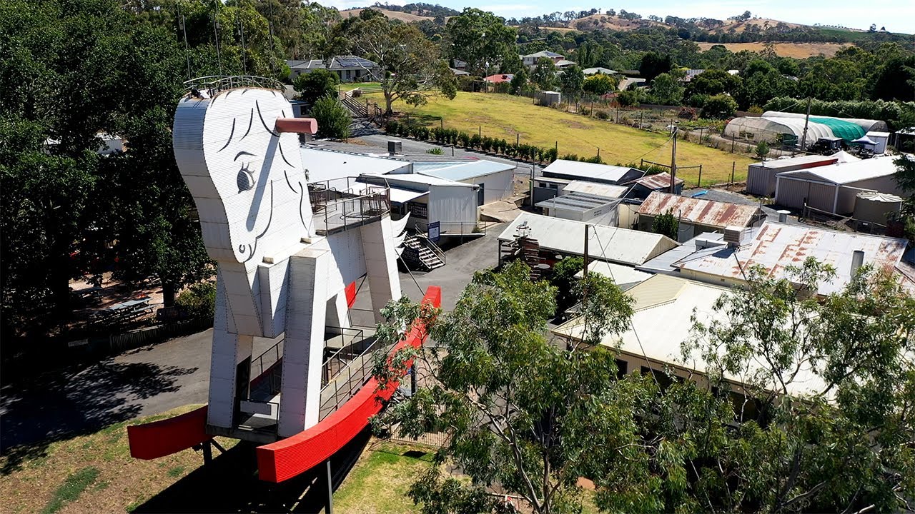 Big Rocking Horse & Toy Factory Walk & Talk | Gumeracha SA - YouTube
