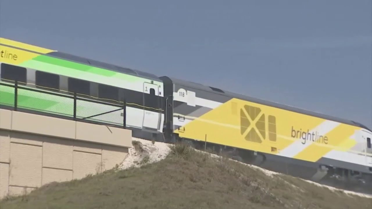 Brightline tests trains at 130 mph near Orlando - YouTube