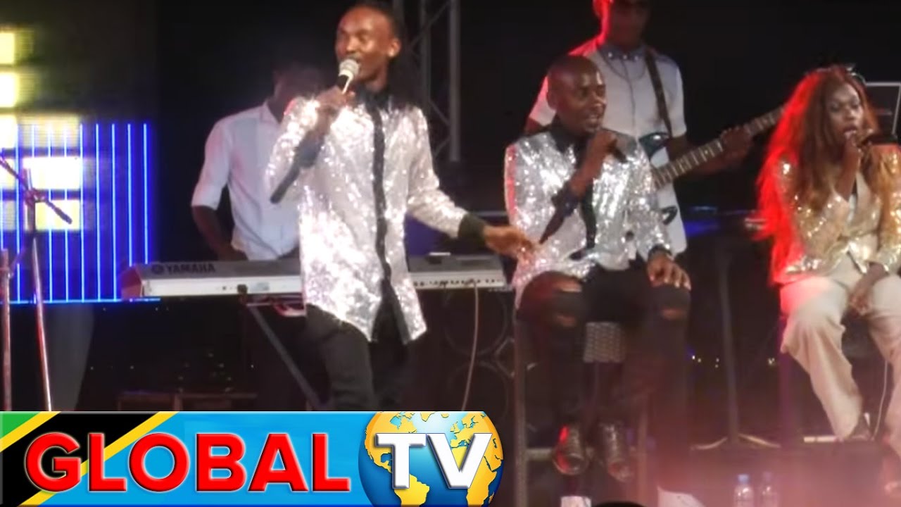 Barnaba Classic - Lover Boy Alivyoiimba Live Kwenye Jukwaa la Usiku wa ...