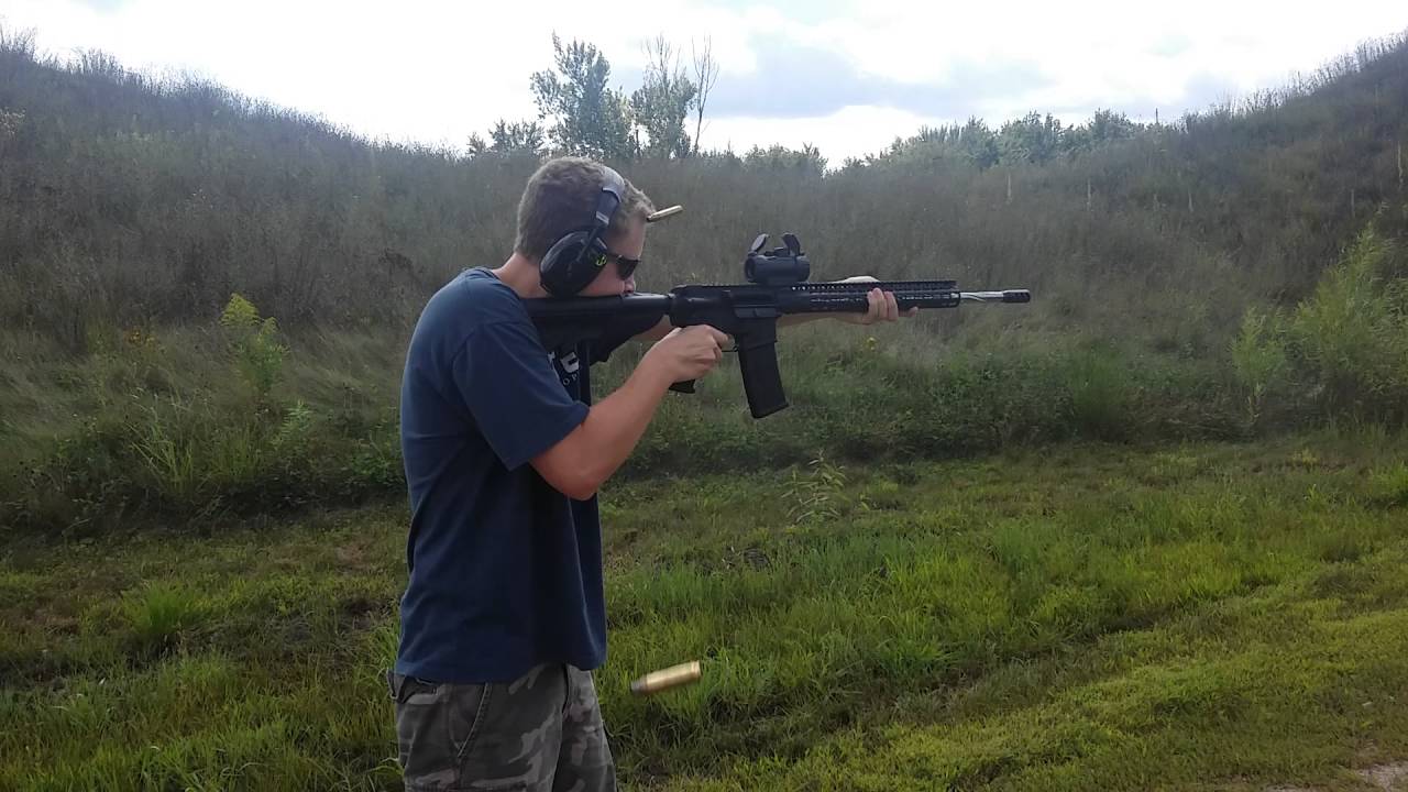 NO RECOIL custom build AR-15 is awesome - YouTube
