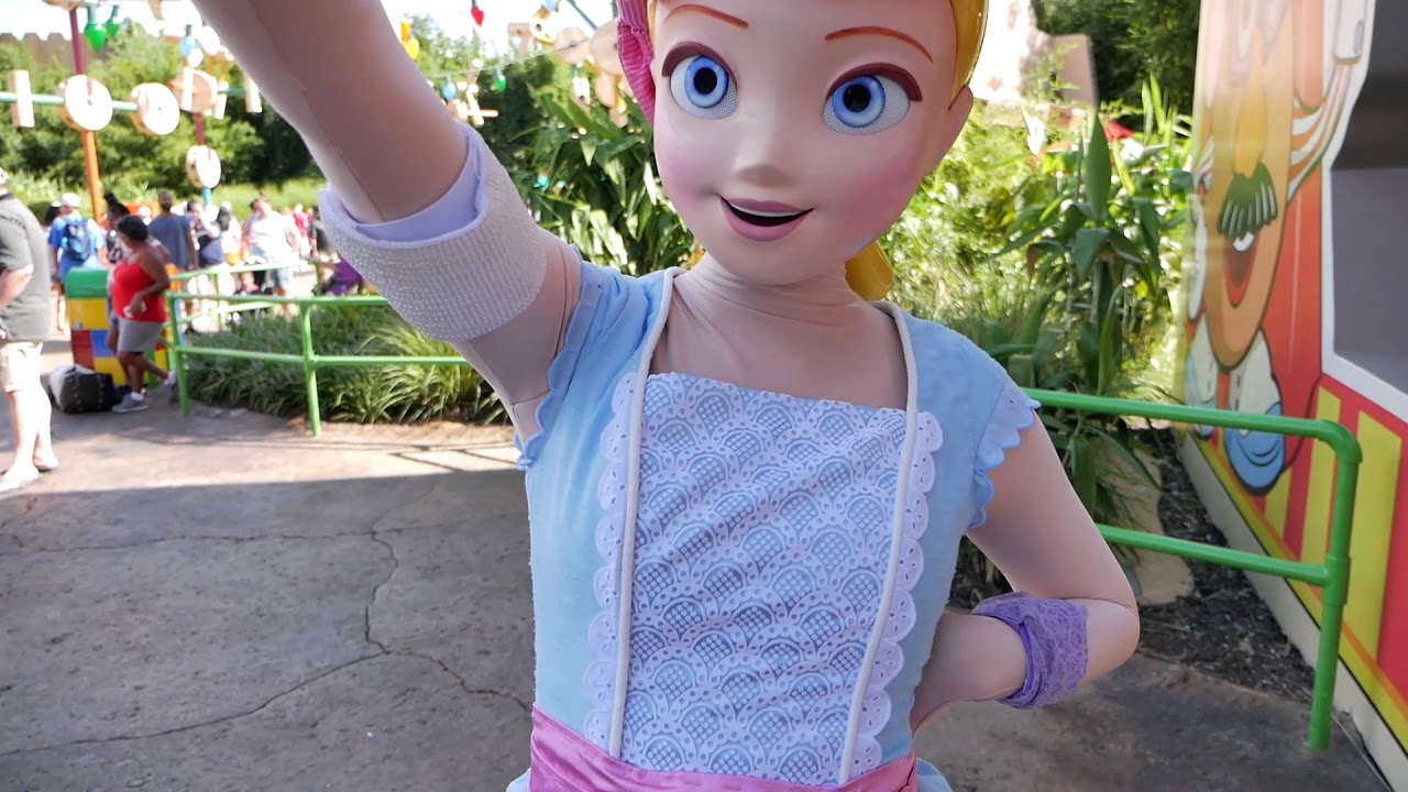 Disney's Hollywood Studios - Saying Hi to the Toy Story Characters ...