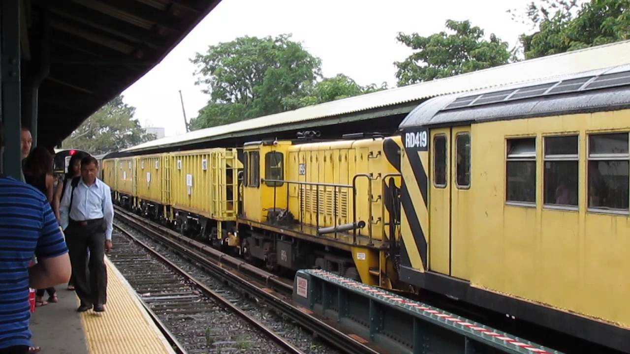 MTA Work Train / R160 (Q) Train At Sheepshead Bay - YouTube