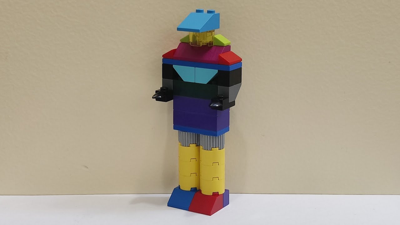 A robot with LEGO Classic 10692 - YouTube