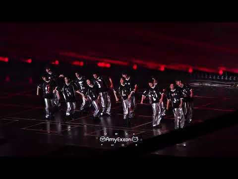 BUS [Because of You I Shine] - Dance Performance ‘DNA’ #BUS_LIGHTASONE_D3 [Cam 2] 26Jul26 | AmyExxon