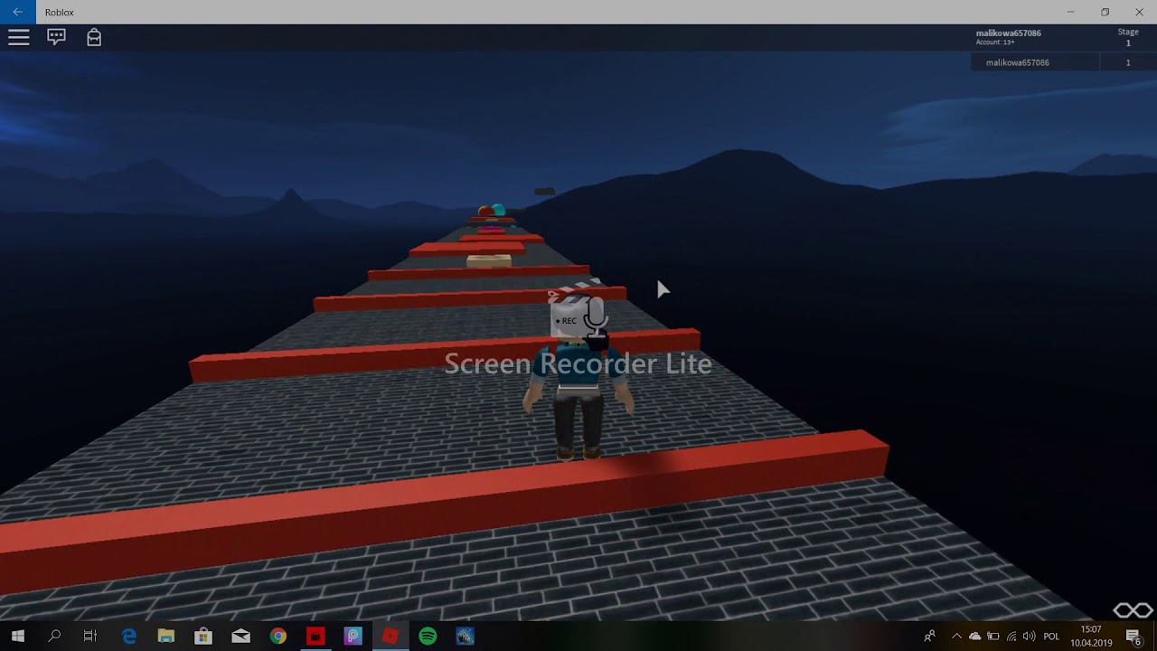 Playing Roblox! (Horror obby+Jumpscares) - YouTube