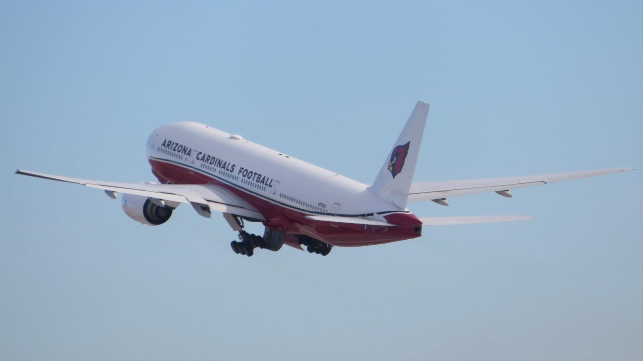 Arizona Cardinals 777-200ER and More! Phoenix Sky Harbor Airport Plane ...