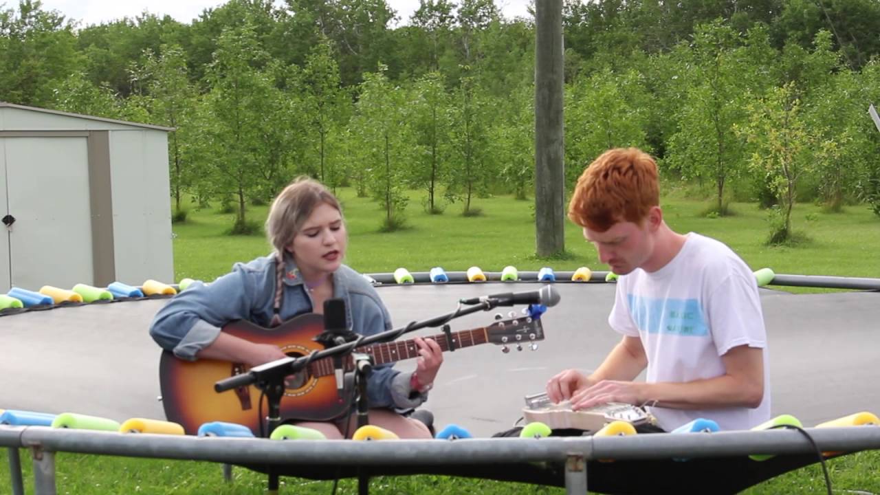 Emma & Stefan ~ Everytime (Britney Spears) || on a Trampoline - YouTube