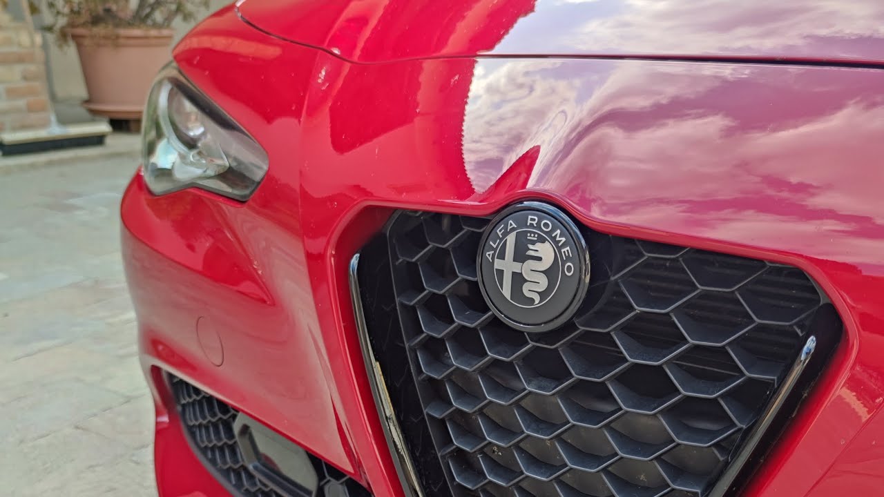 ALFA ROMEO GIULIA - FRONT EMBLEM STICKERS - YouTube