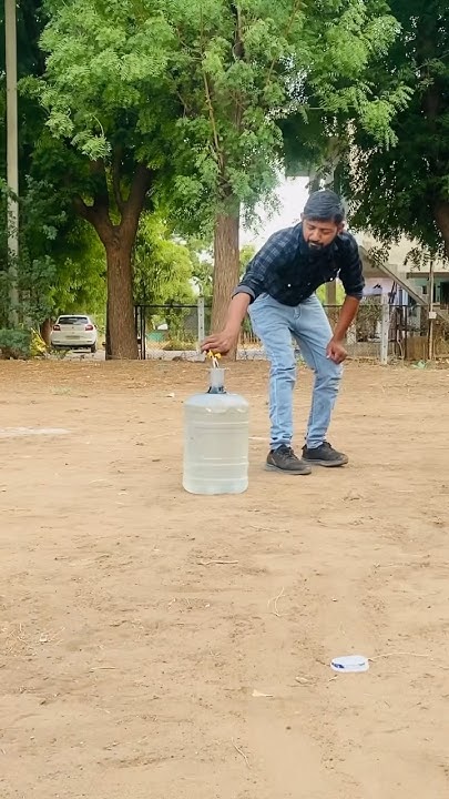 Sodium Metal + Water =💥#science#experiment #scienceexperiment #Mr.Mayur Hacker - YouTube