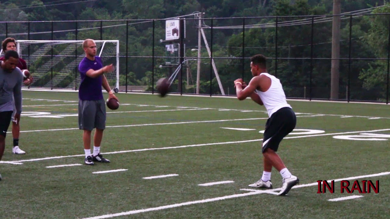 Javon Davis 2018 QB (Pre-Season Training) - YouTube