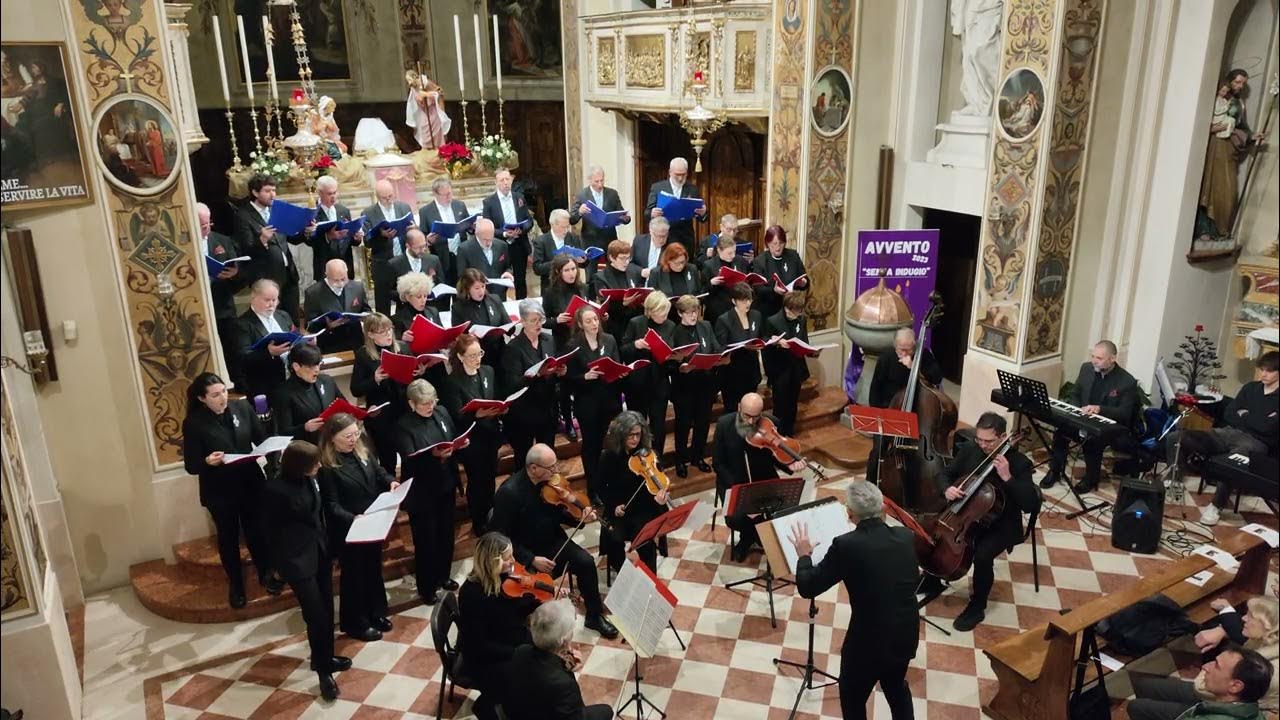 Star Carol (John Rutter) - YouTube