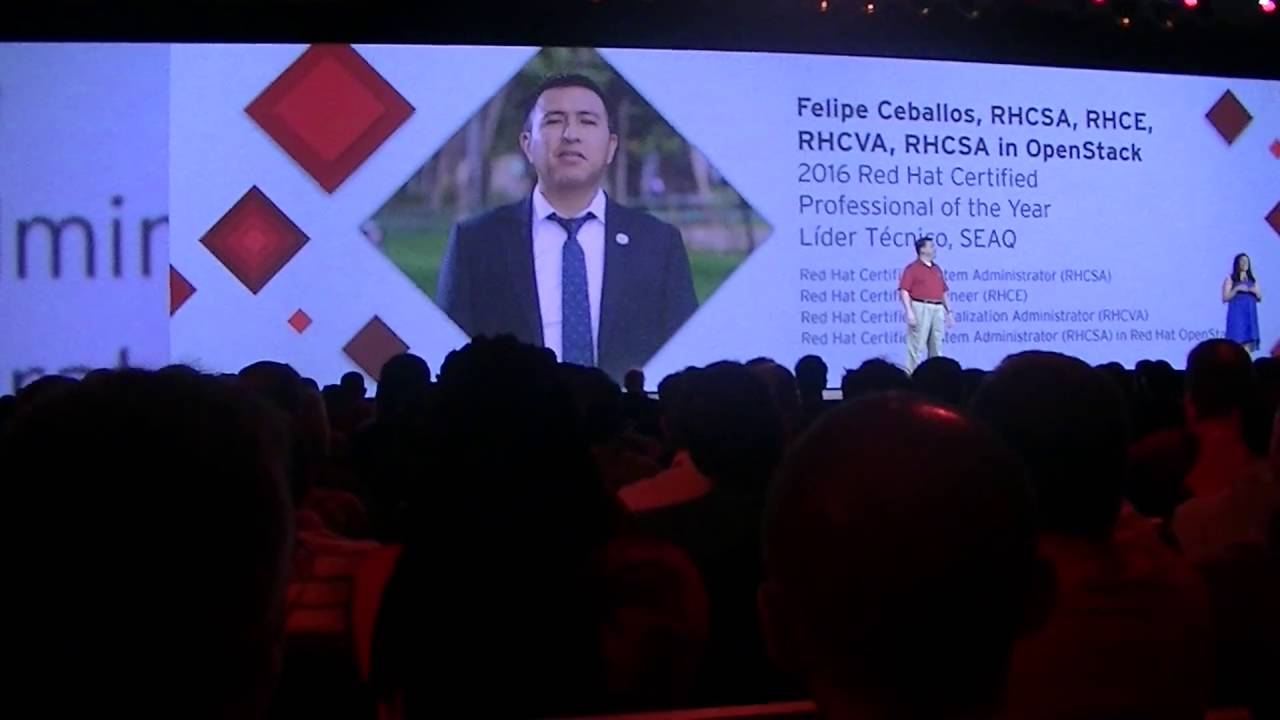 Felipe - Red Hat Certified Professional of 2016 - YouTube