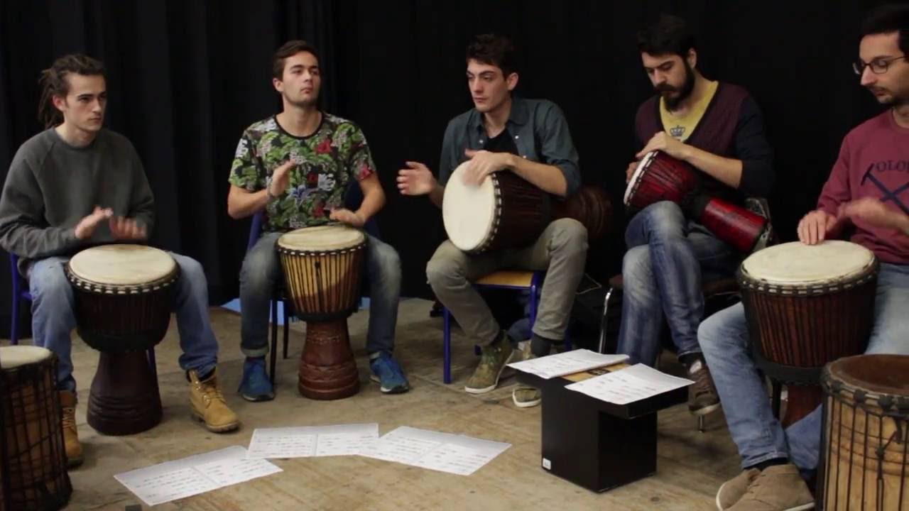 Atelier Percussions à l'Université de Toulon - YouTube