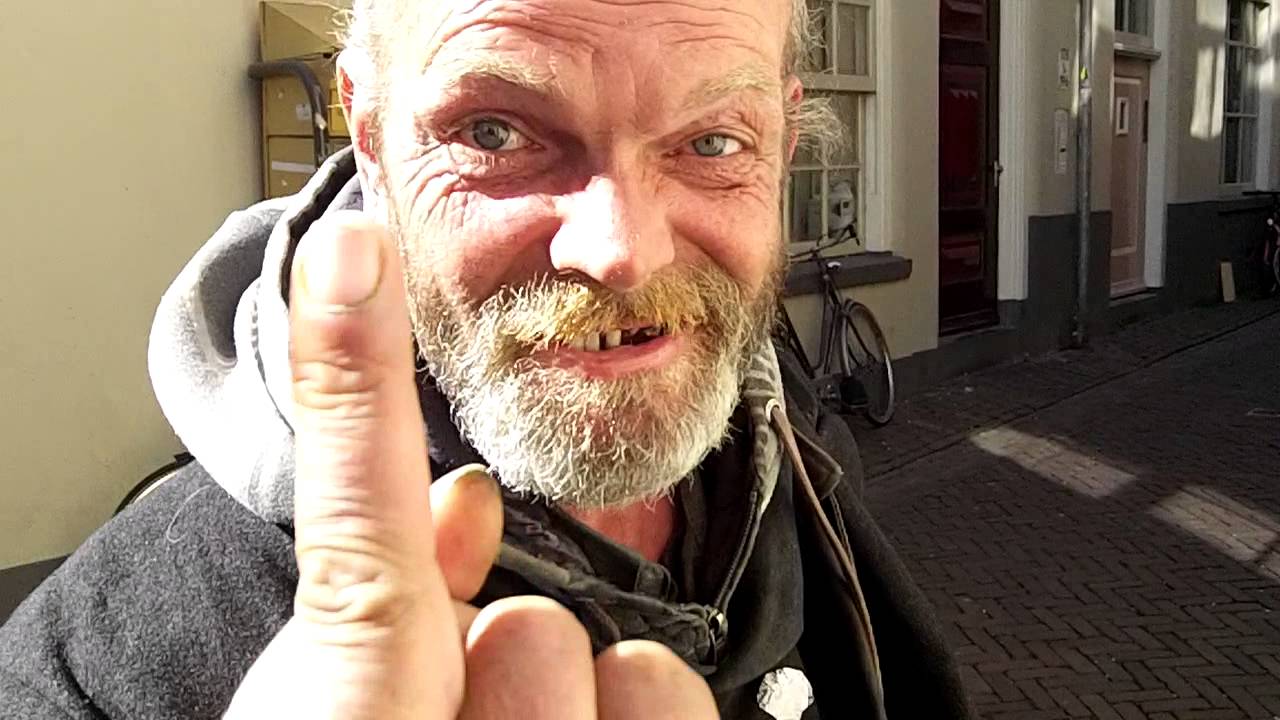 Johnny D. interview 2013 / 2014 / 2015 - radio NMQ Deventer - YouTube