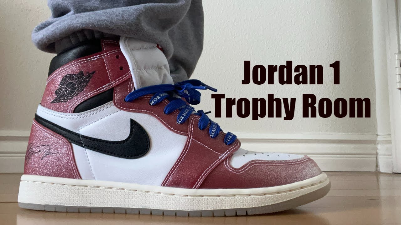 I got a backdoor pair of Trophy Room jordan 1s (TDunky Review) - YouTube