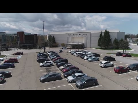 Saks Fifth Avenue to close Beachwood Place store